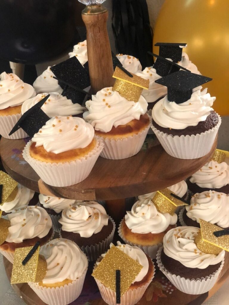 20 Graduation Food Ideas That are So Easy & Crowd-Pleasing
