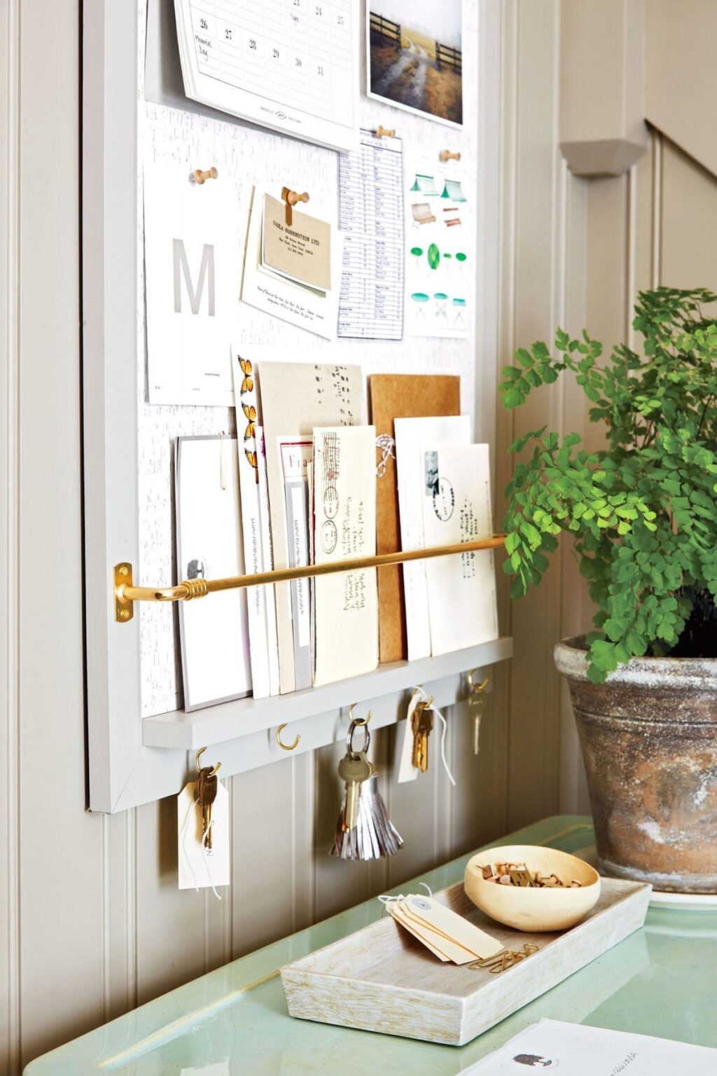 15 Home Wall Command Center Ideas That Finally Get Your Life Organized